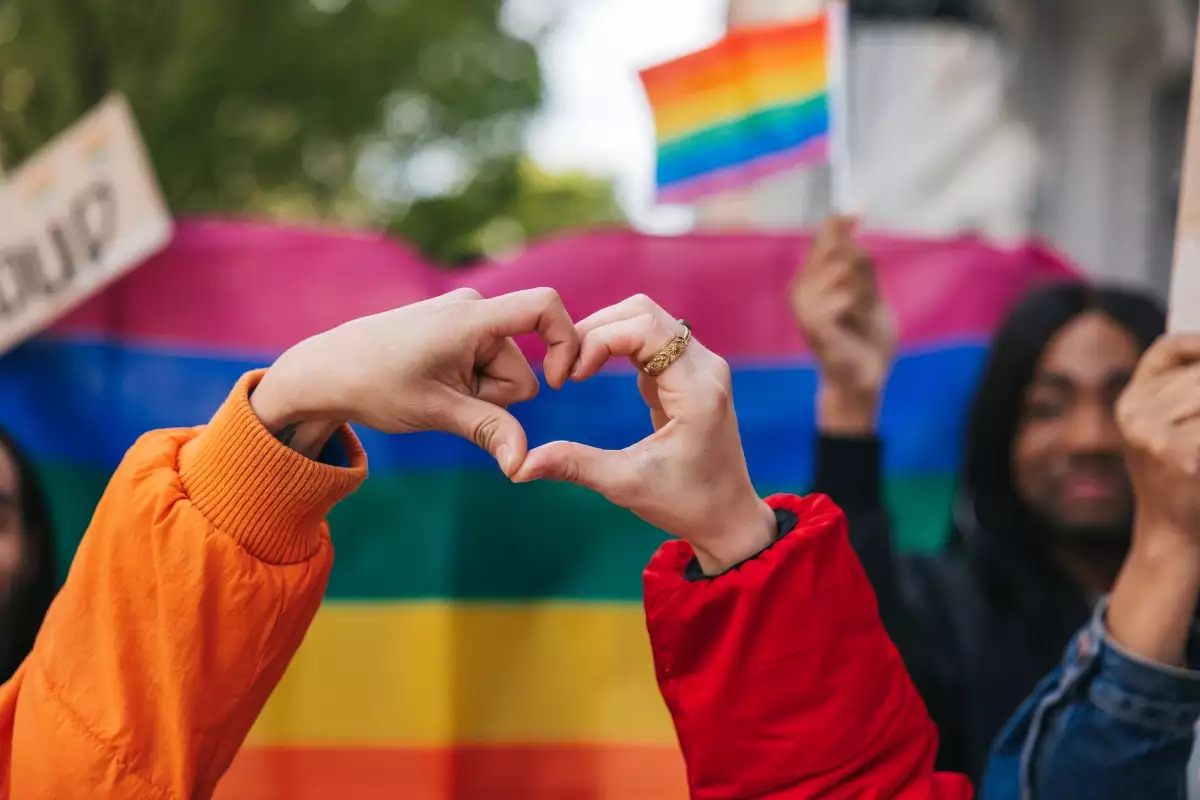 Salud Mental plena para la comunidad LGBT+ - Medical Impact